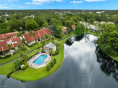 Bay Forest Naples Real Estate: 17 Condos for Sale