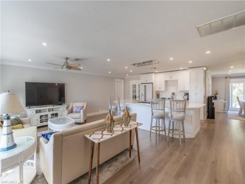 Kings Lake Naples Real Estate: 3 Homes for Sale